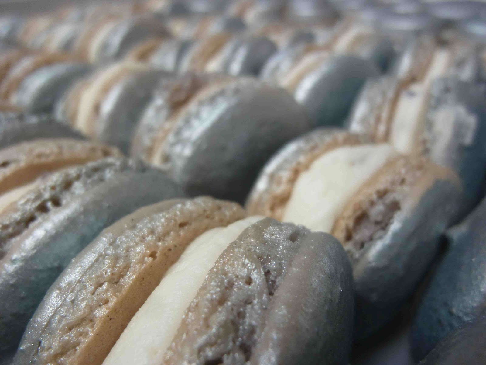 Silver Macarons with Lavender Buttercream for a Wedding – Diary of a ...