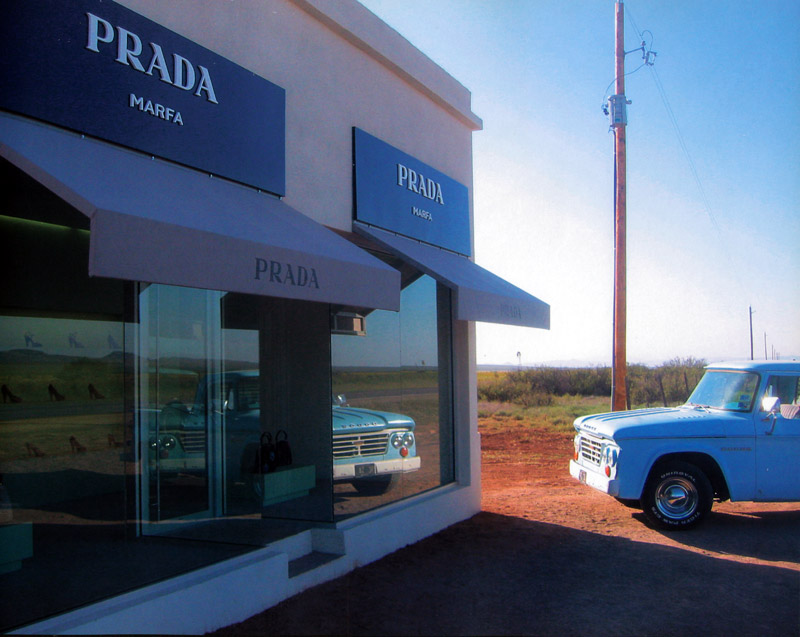 art wonder every day: Prada Marfa