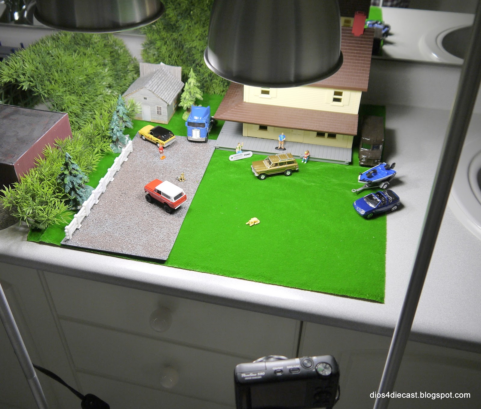 Diorama Fun!: Rural Farmhouse Diorama - Behind the Scenes