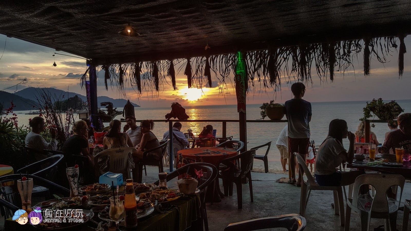 【槟城酒吧】Frandy Beach Bar | Batu Ferringhi |食在好玩 - 美食旅游部落格 Food & Travel Blog