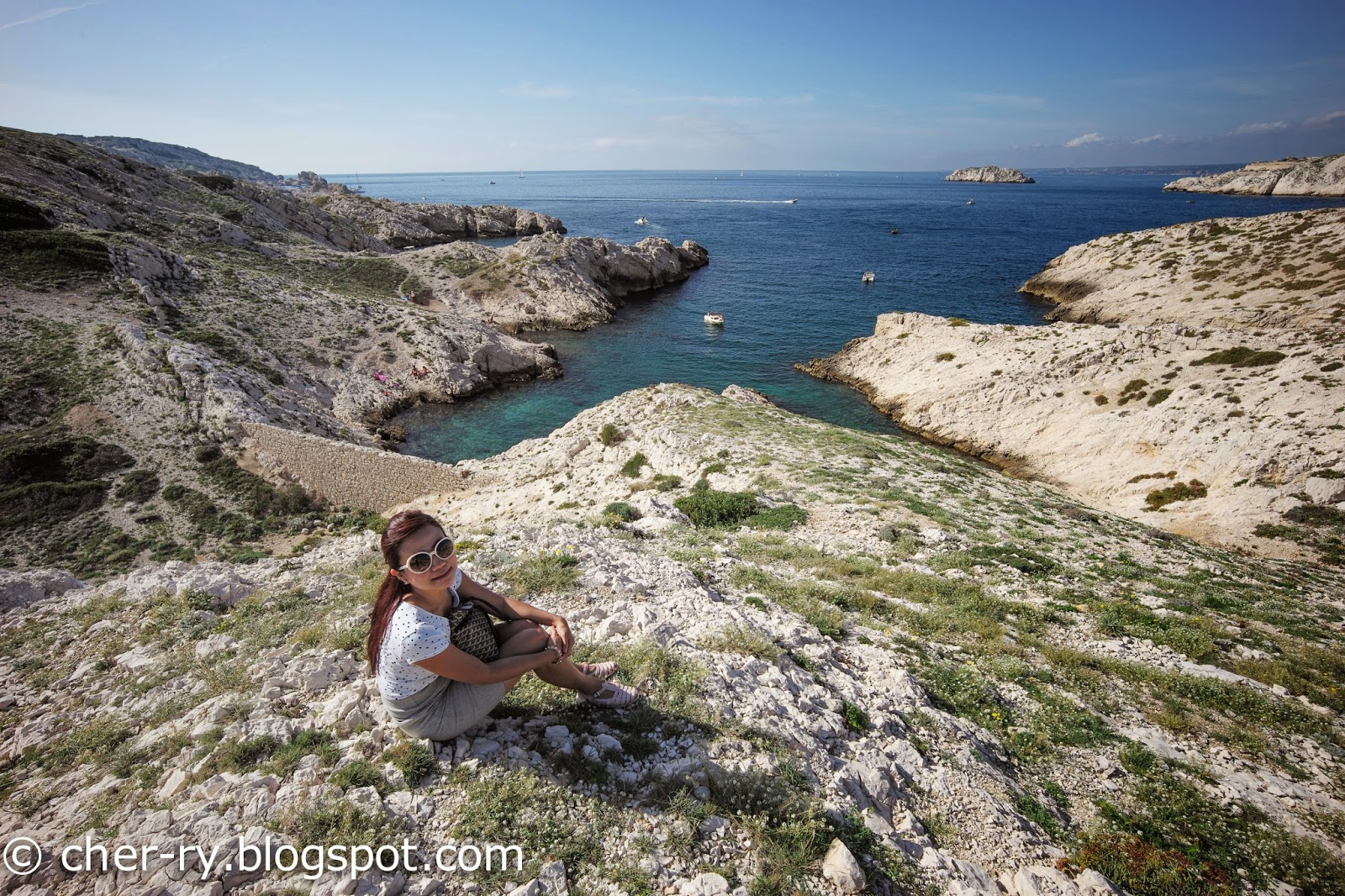 Life of a Lil Notti Monkey: Island Hopping in Marseille, France