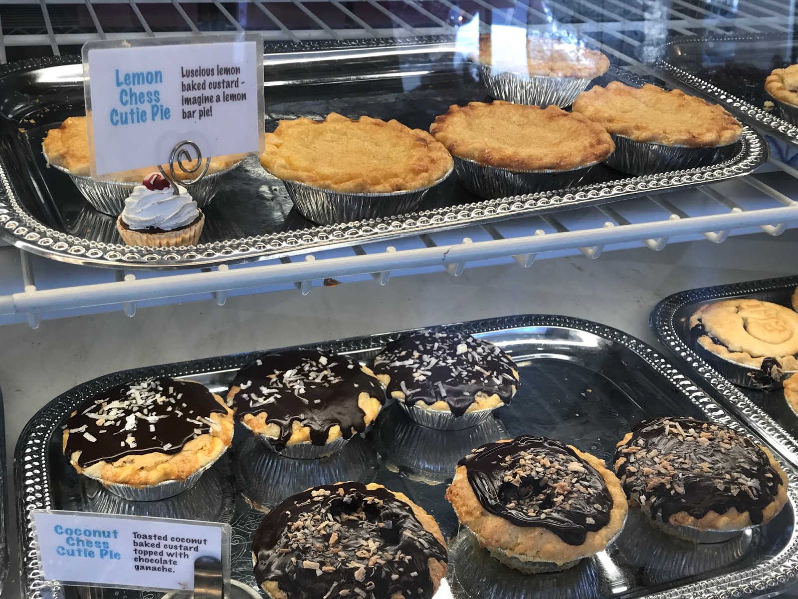 The Pastry Chef's Baking: Bakery Review: Mix Bakeshop