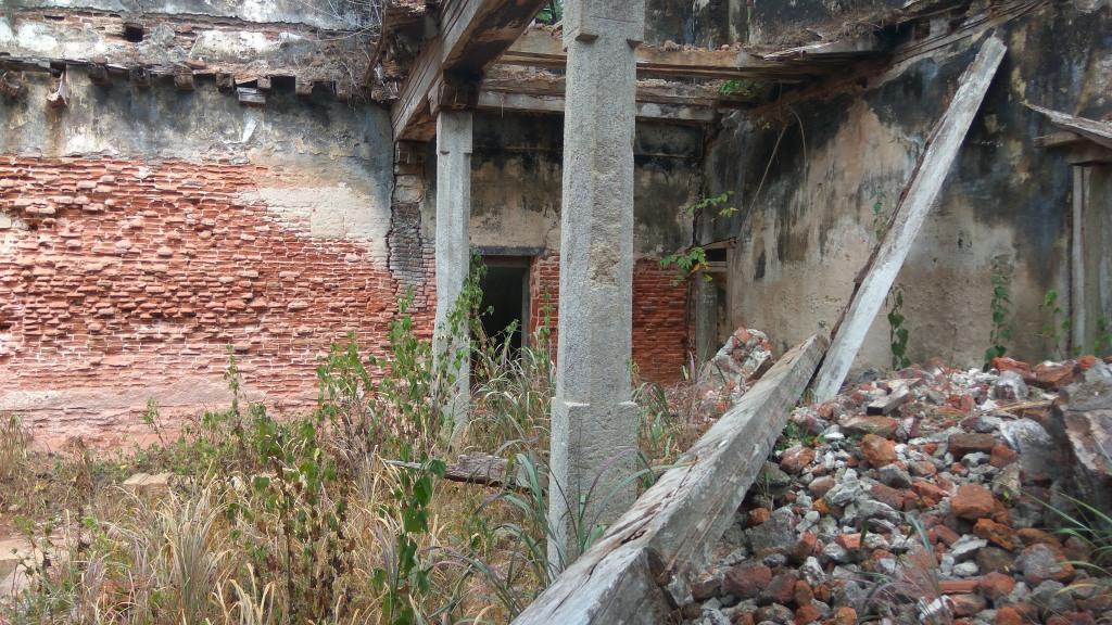 Tamilnadu Tourism: Eraniel Palace Ruins, Eraniel, Kanyakumari