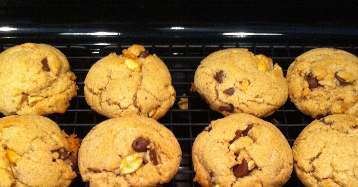 Dressed Up, Buttoned Down.: Sunday Baker: Chipotle Peanutbutter ...