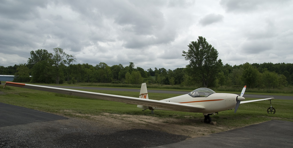SoarCNY: First Flight of Jeff's Schleicher ASK-14