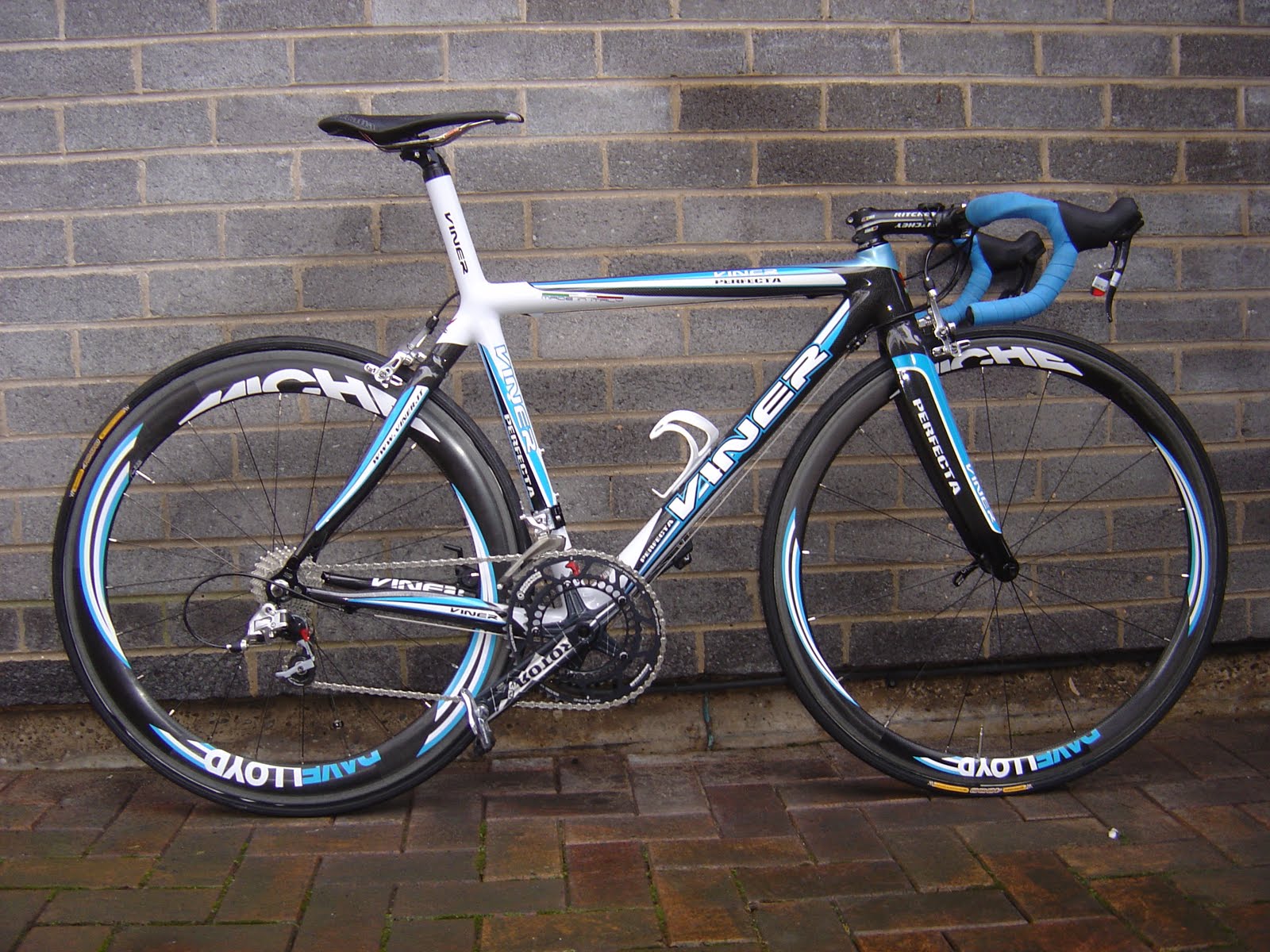 IN | 2 | TRIATHLON: Viner Perfecta