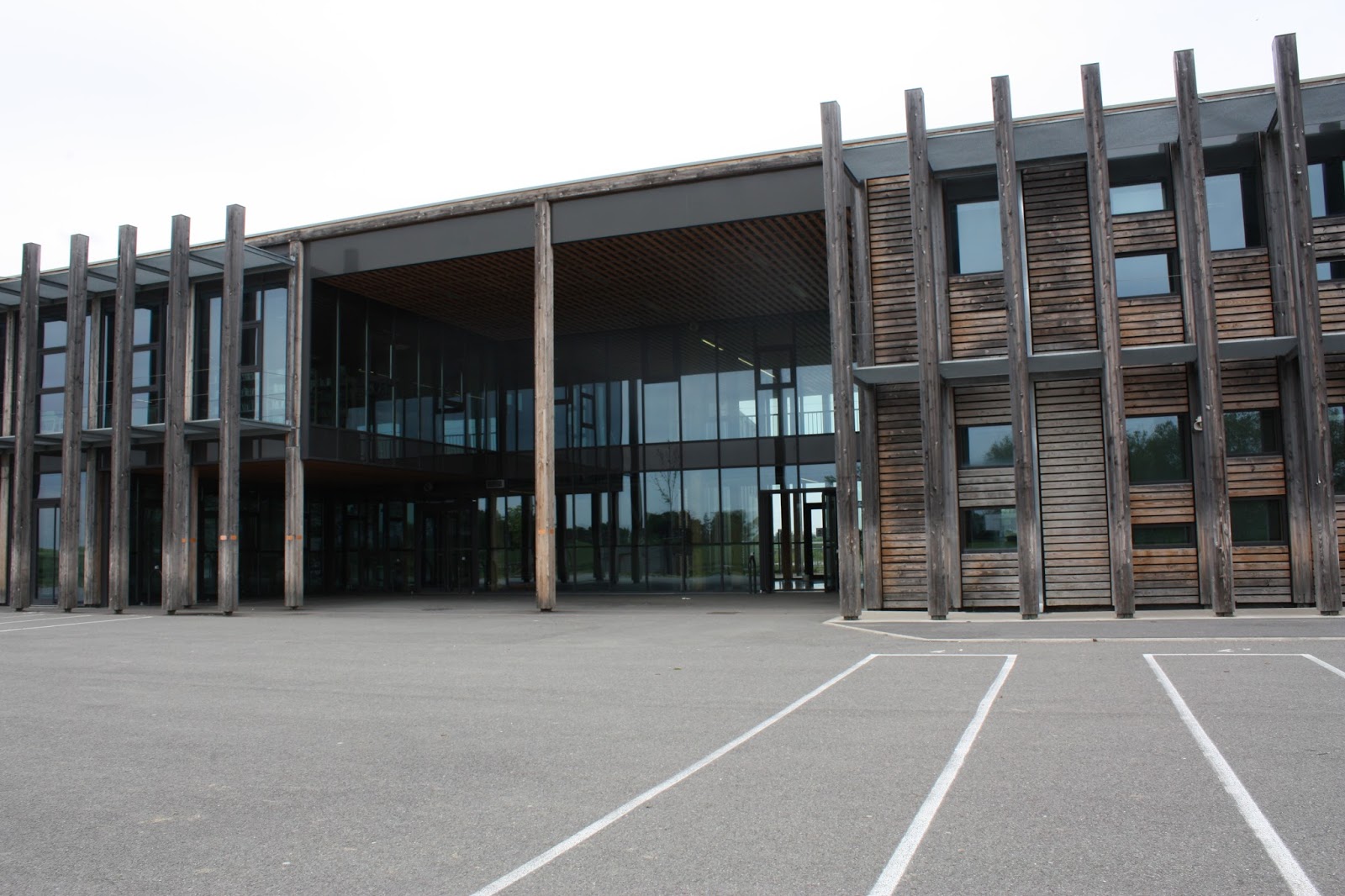 Odile Cariteau. Art: Exposition au Collège Joseph Rey. Cadours 31. Du ...
