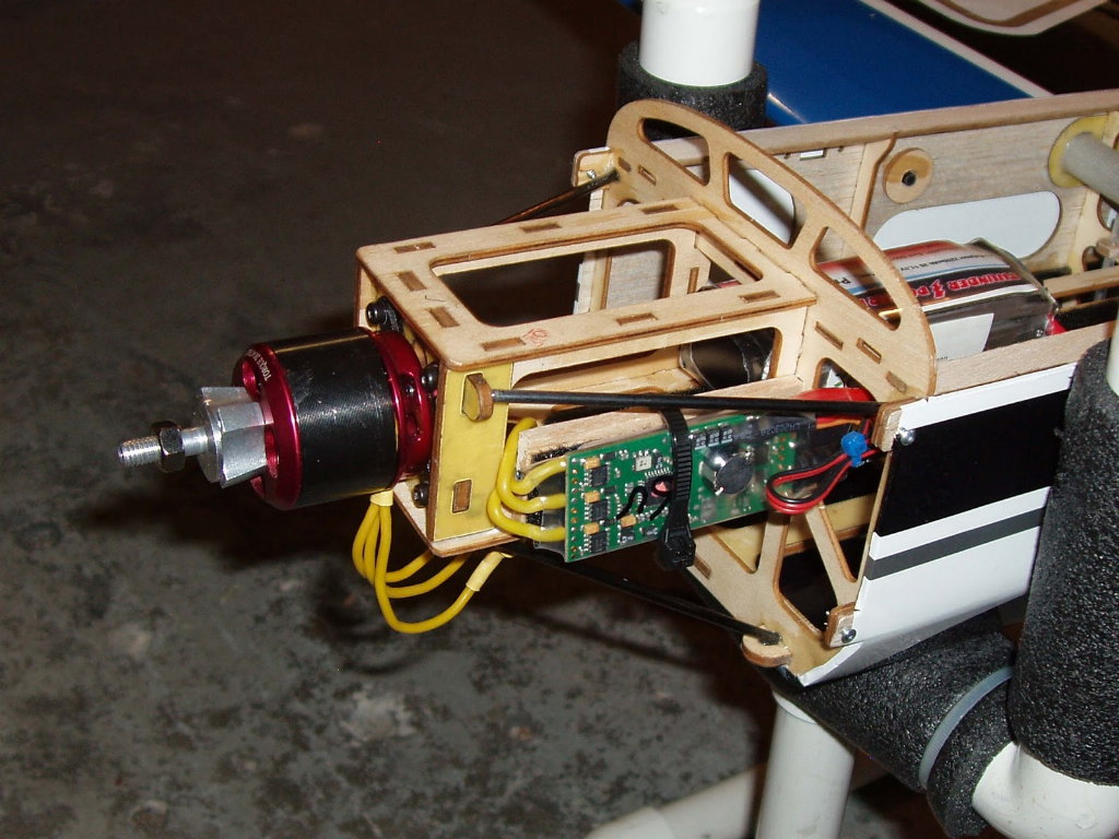 Extreme Aviation: Sport Flying The EXTREME FLIGHT Extra EXP