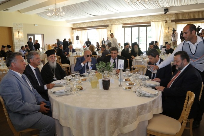 ΦΩΣ ΦΑΝΑΡΙΟΥ: ΤΟ ΓΕΥΜΑ ΤΟΥ ΠΡΟΕΔΡΟΥ ΤΗΣ ΔΗΜΟΚΡΑΤΙΑΣ ΠΡΟΣ ΤΙΜΗΝ ΤΩΝ ...
