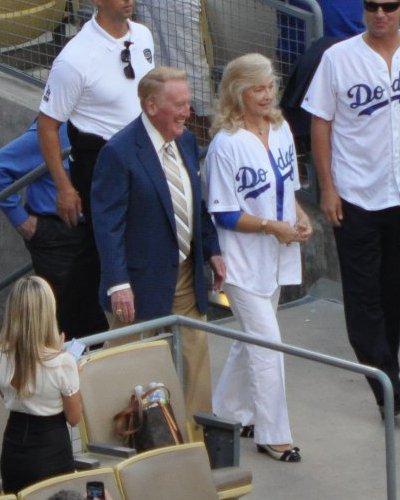 Sons of Steve Garvey: At-Game Recap: Vin Scully Bobblehead Night