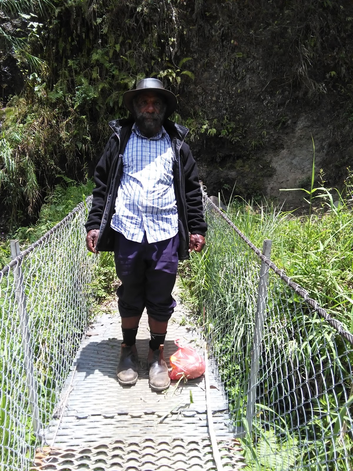 THE ENPOSE PNG: Back to the roots-up in the Highlands of Papua New ...