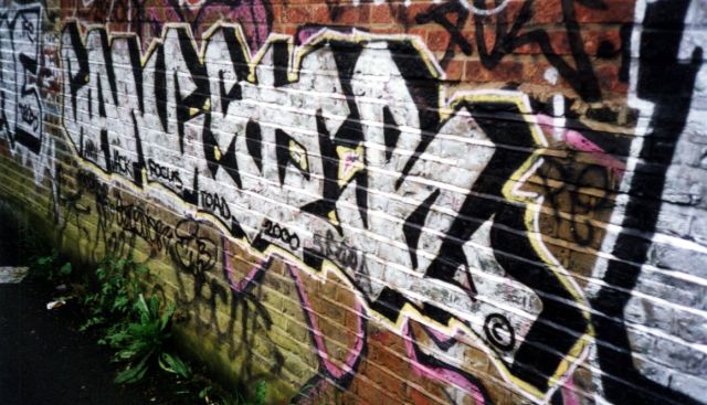 Gangster Graffiti Wallpaper | latest-wallpaper