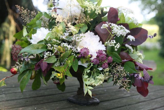 Loda: Floral Compote Design