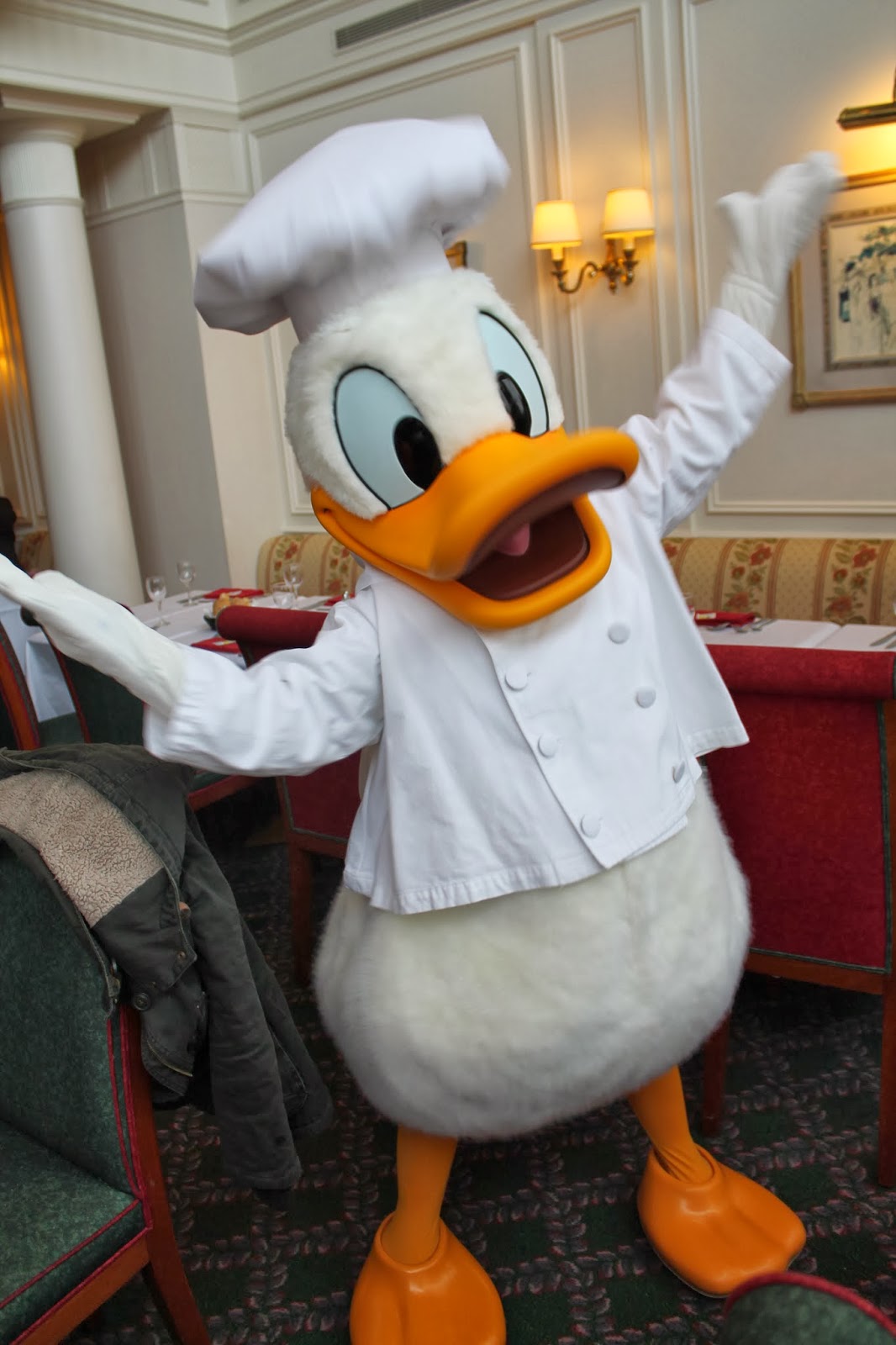 Unofficial Disney Character Hunting Guide: Disneyland Paris ...