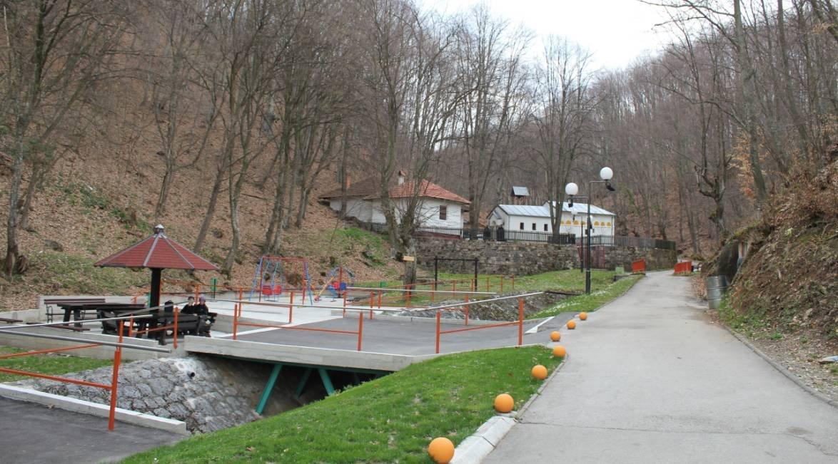 Putovanja, planinarenje i skijanje (Traveling, mountaineering and ...