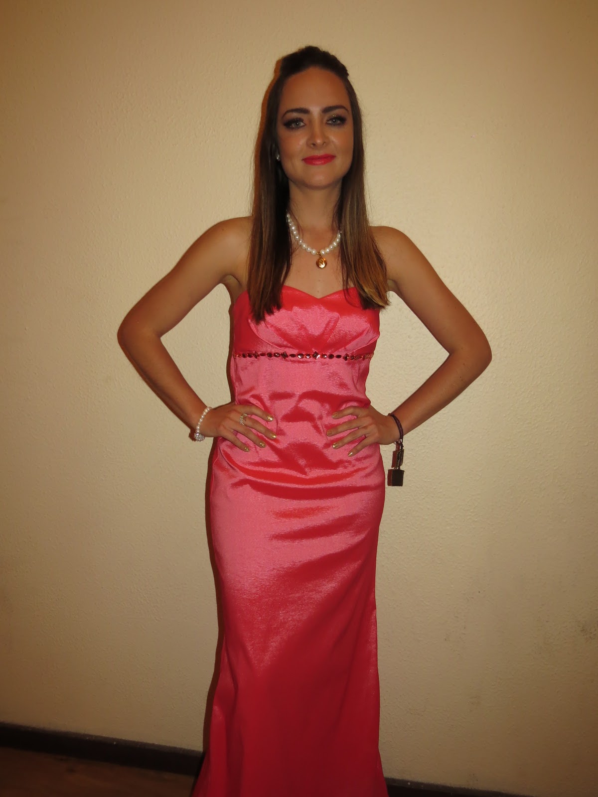 somos el espectador: ALEJANDRA ROJAS UN CANTO VIVO