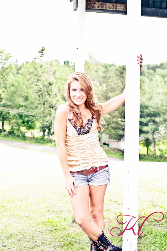 Keira Lemonis Photography: Country Boudoir