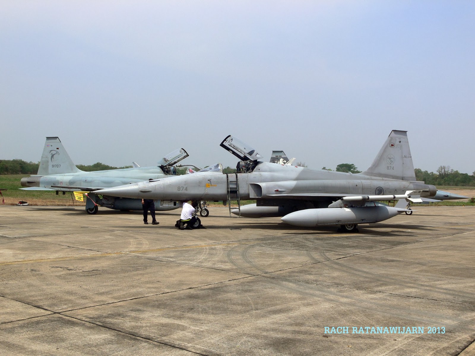 THAIDEFENSE-NEWS: RTAF F-5E/F IN COPE TIGER 2013