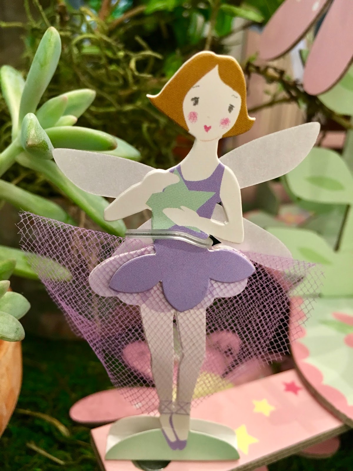 THE FRENCH HUTCH: A FAIRY BLOG MOTHER AND A FAIRY GARDEN CENTERPIECE