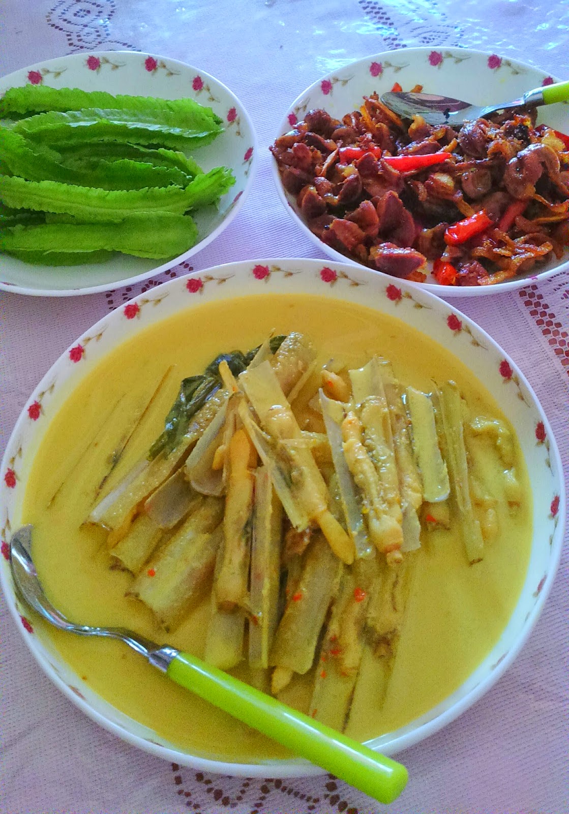 kitchenela: PEPAHAT / LALA BULUH MASAK LEMAK CILI API