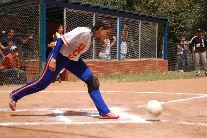 Kickingball: El Kickingball*-*