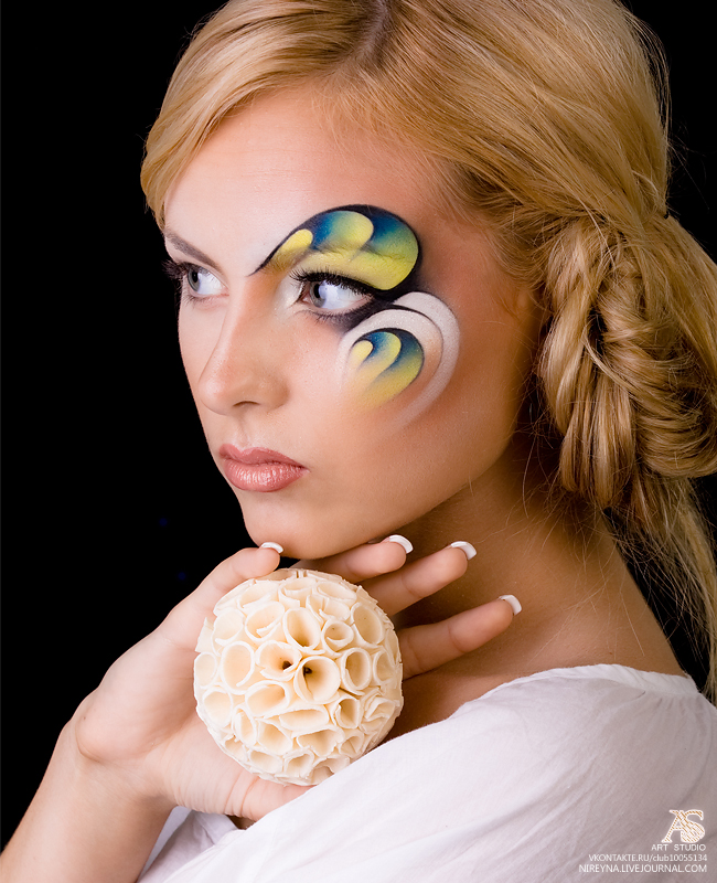 Make-up your eyes: Machiaje Pro