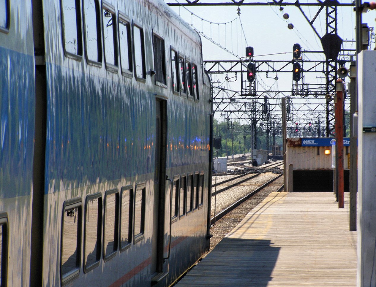 The Position Light: Better Know a Signaling System - METRA