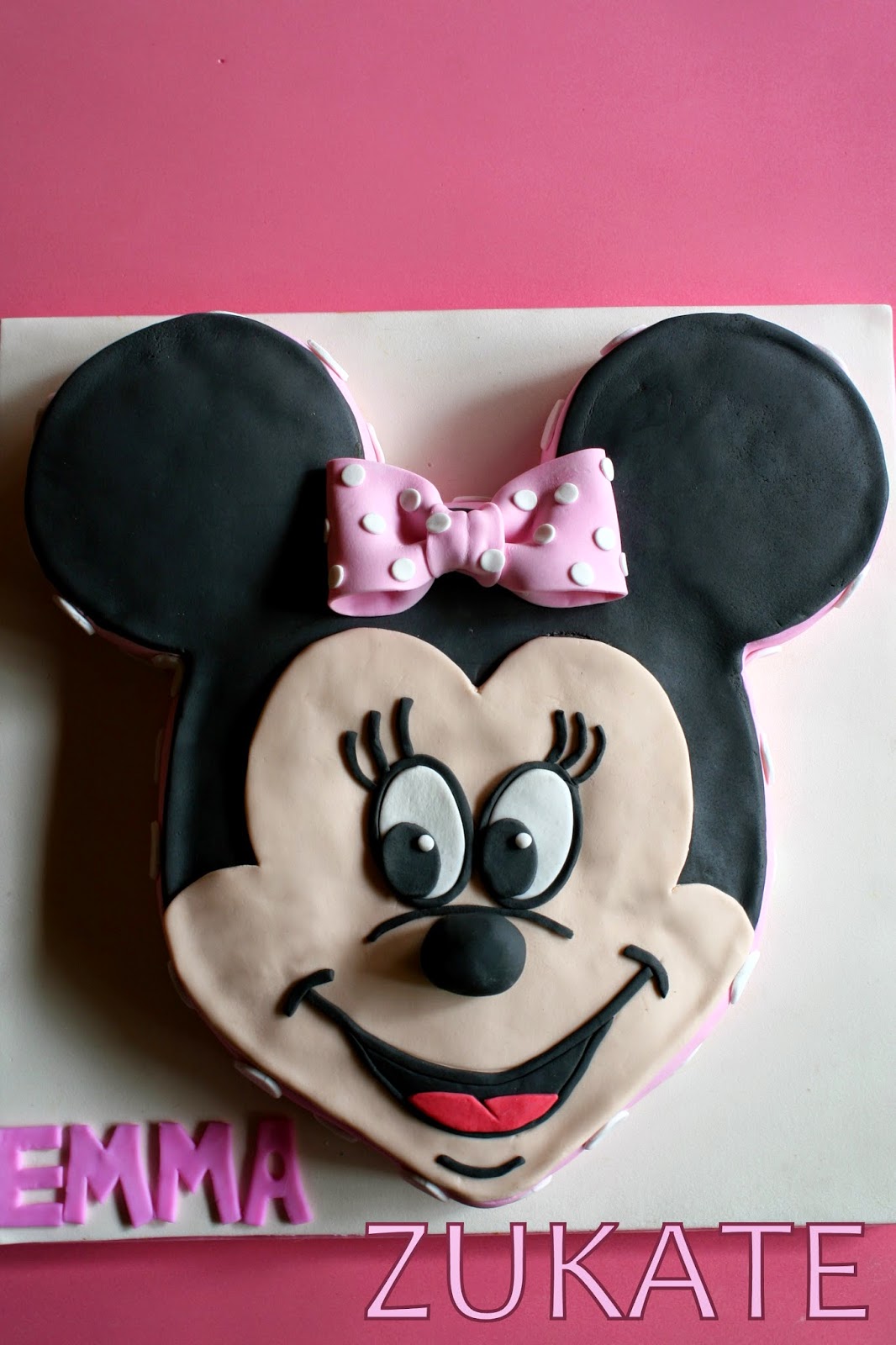 TORTA DE MINNIE MOUSE PARA EMMA | ZUKATE