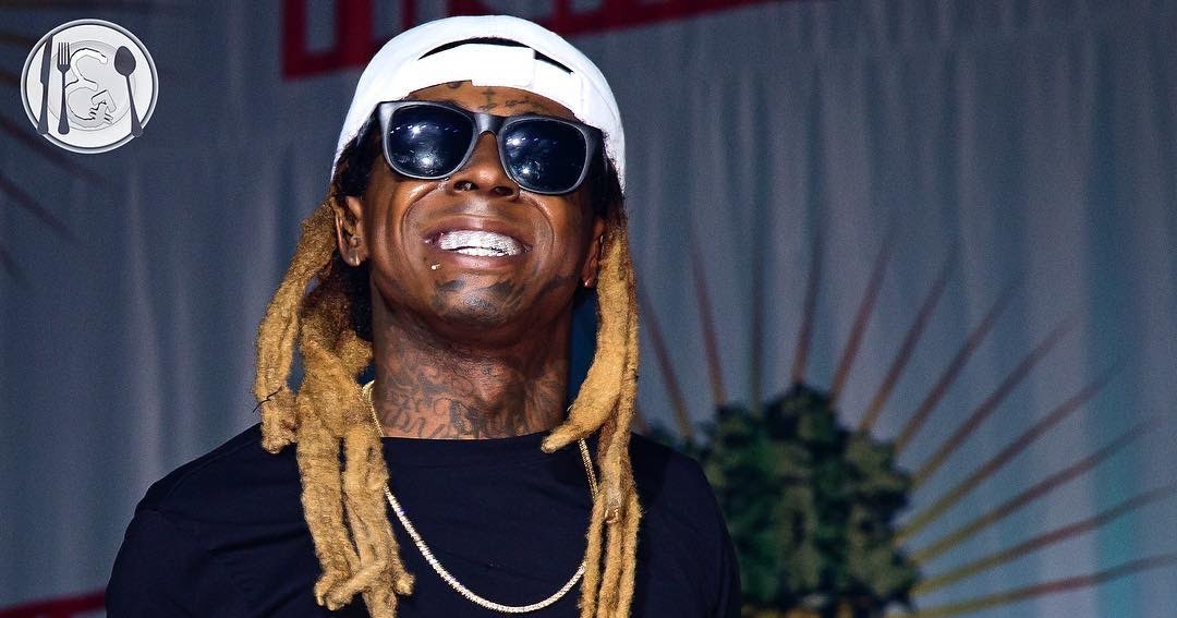 Welcome to Adamslink Media: Lil Wayne walks off stage because the crowd not Hype Enough (Video)