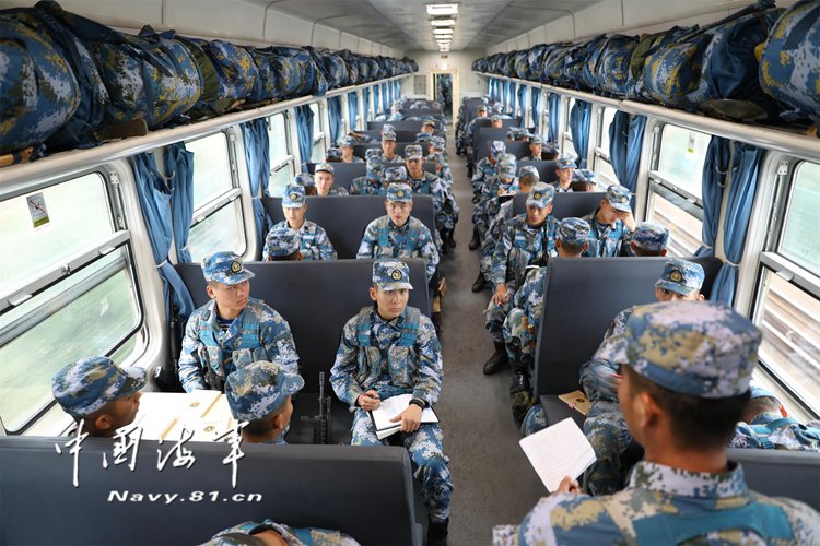 China Defense Blog: Photos of the day: PLA Marine Corps conducts ...