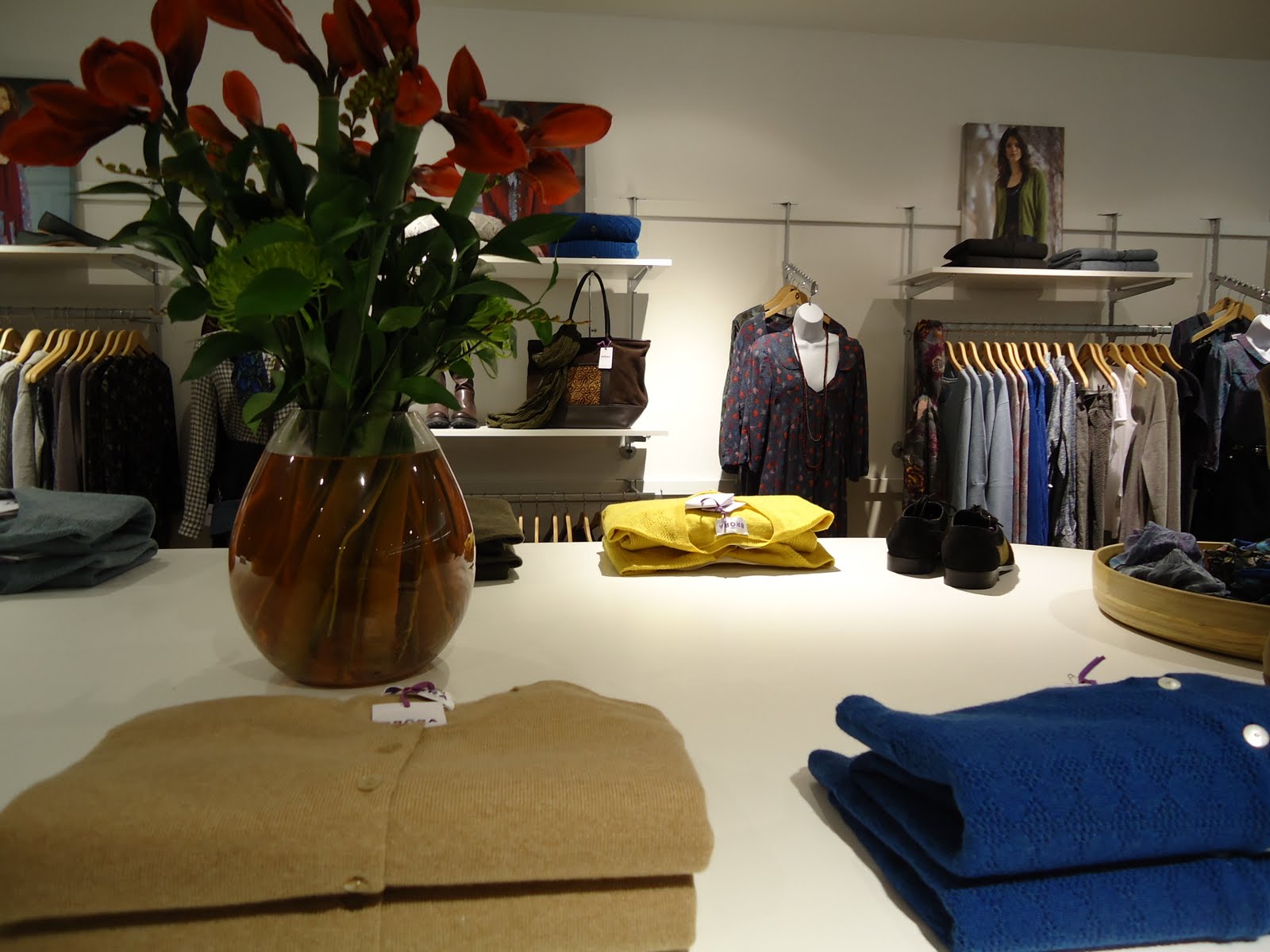 LONjawn: Philly Expat in London: FALLing in love with Brora cashmere