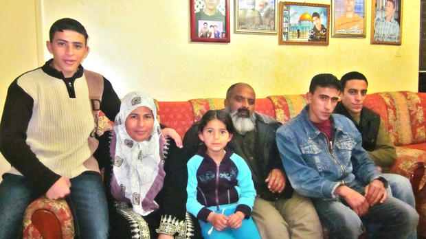 BLOGS IN THE NOW !: THREAT: The Awad Family