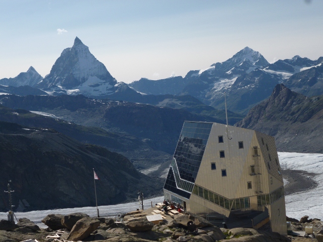 El nuevo refugio de Monte Rosa (2883m) - Martín Elorza guia de alta montaña