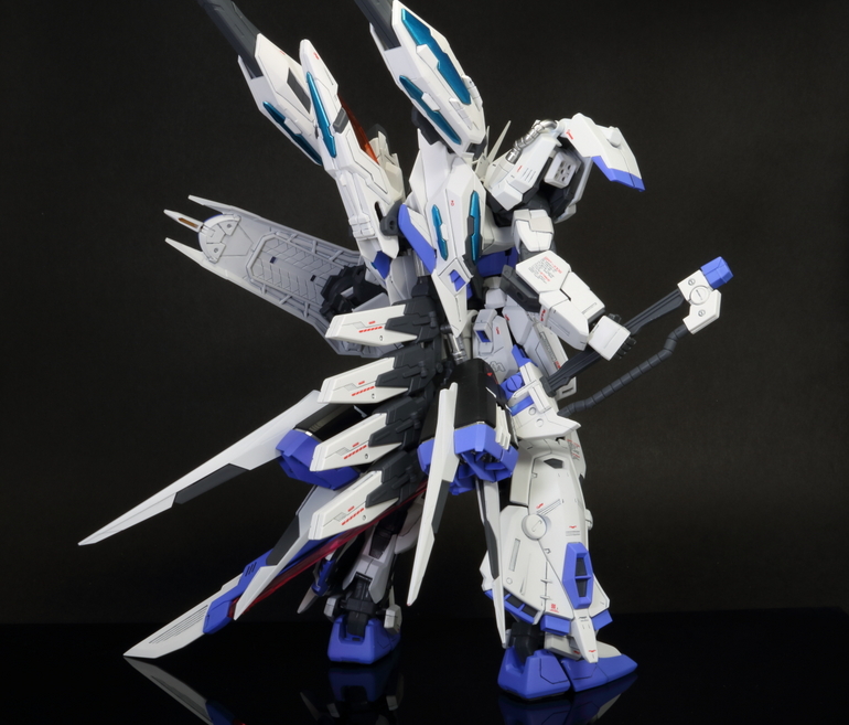 Custom Build: MG 1/100 "LT WT Neo" Strike Gundam
