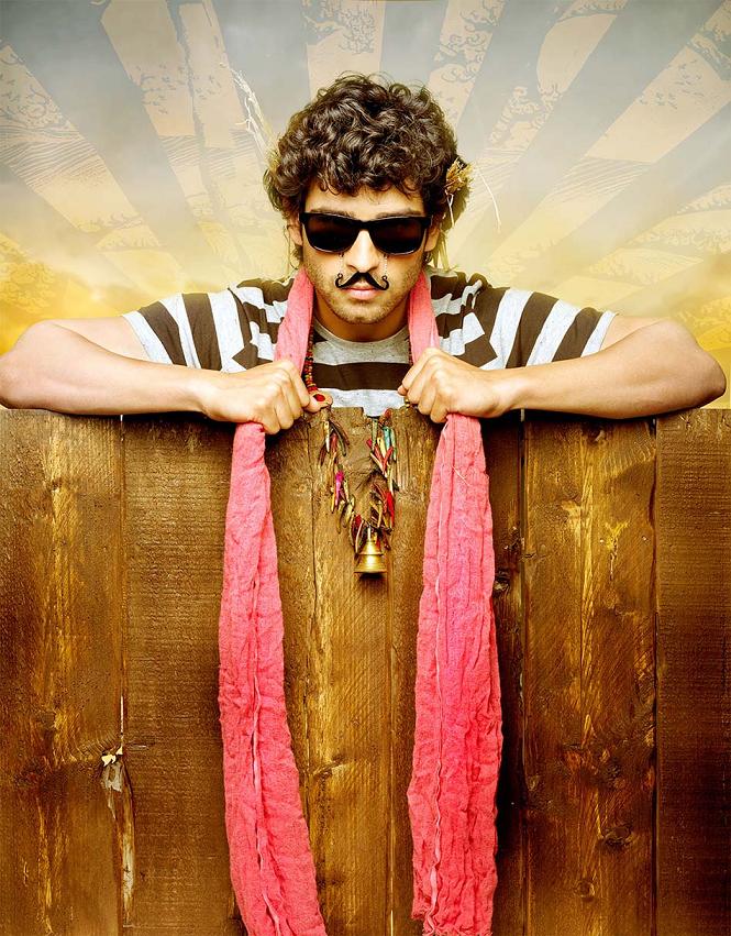 Bollywood Updates: Girish Kumar hot wallpapers