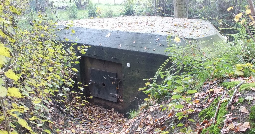 BUNKERINFO - Bunkers, Info, Foto's, Locaties en Meer!!!: Grebbelinie: S3a Kazemat - GL047
