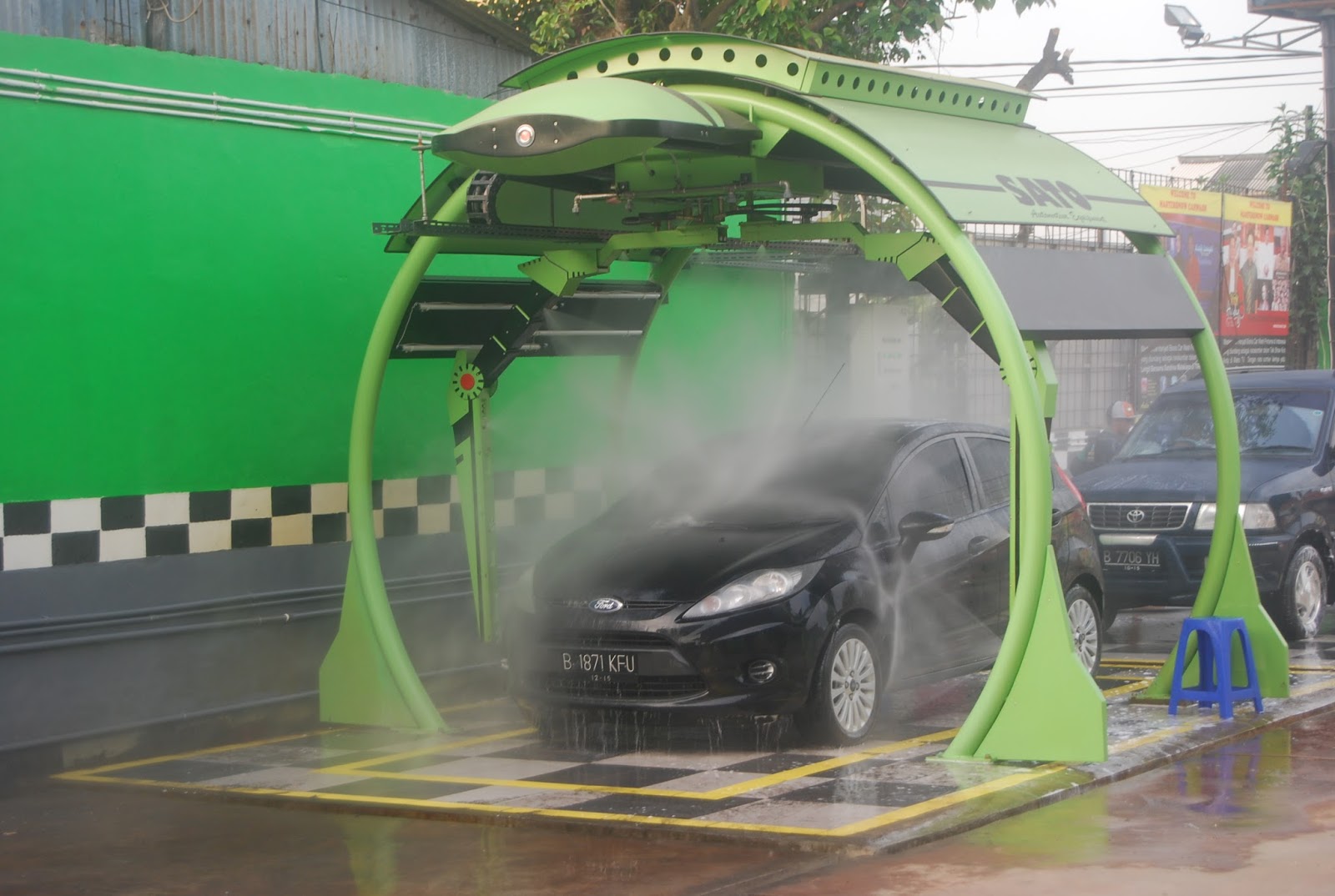 CUCI MOBIL CEPAT ROBOTIC : FRANCHISE CUCI MOBIL CEPAT ROBOTIC