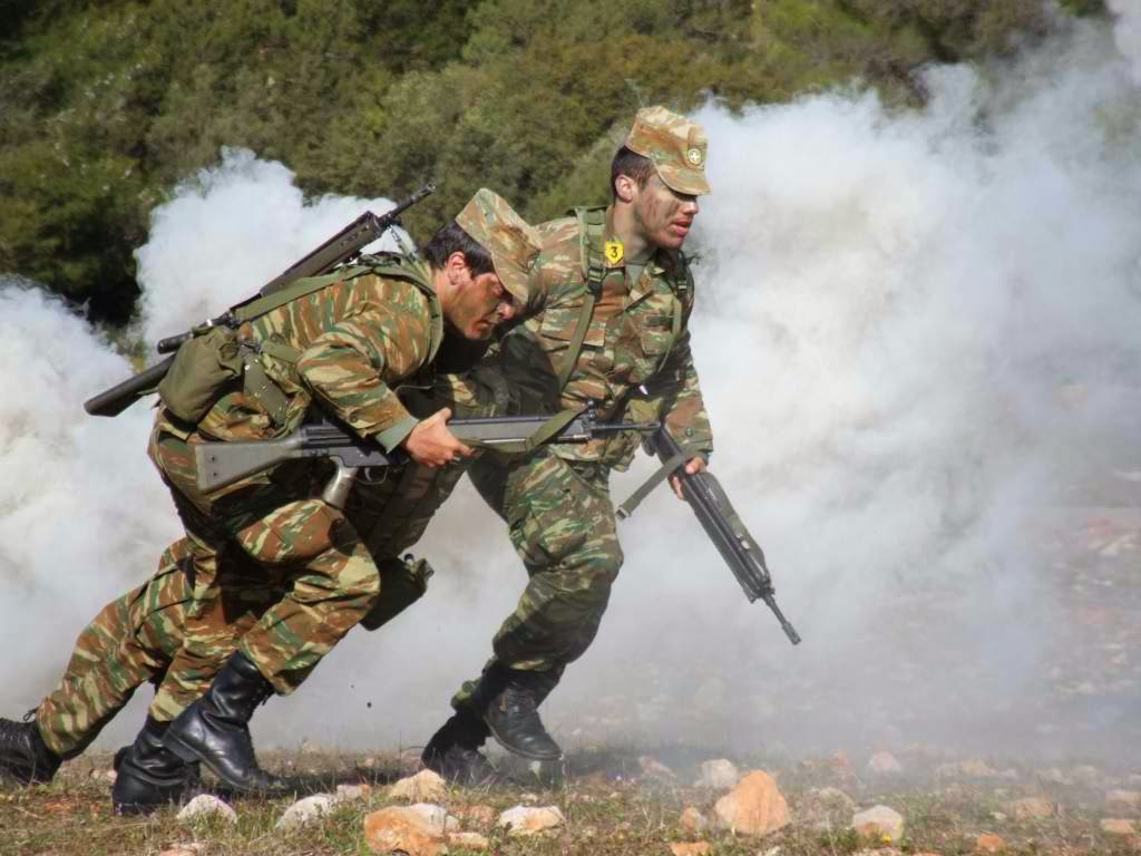 ΔΥΟ ΕΛΛΗΝΕΣ ΑΞΙΩΜΑΤΙΚΟΙ ΠΡΟΣΠΑΘΗΣΑΝ ΝΑ ΑΥΤΟΚΤΟΝΗΣΟΥΝ ΣΤΗ ΛΕΣΒΟ ΣΕ ...