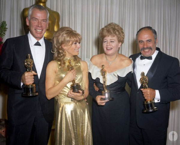 HOLLYWOOD SUE CAMERON: MY VERY FIRST OSCARS----1966