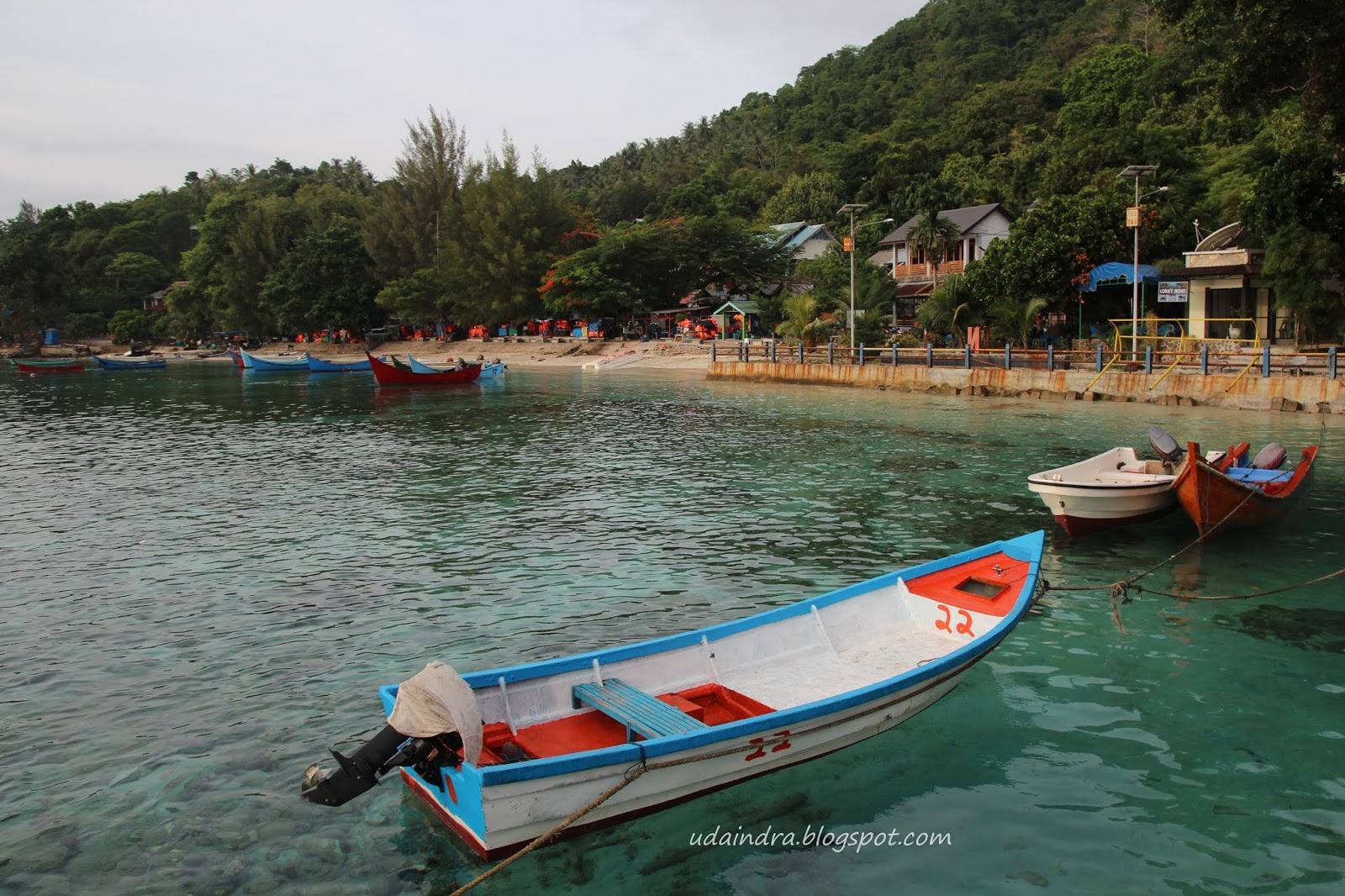 The Amazing Sabang Part II: Pantai Iboih, Goa Sarang, Pantai Pasir ...