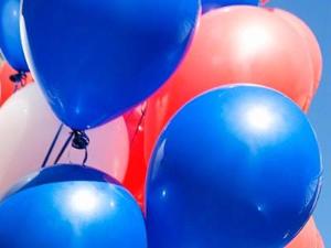 Kisah di Balik Warna Biru dan Merah Muda