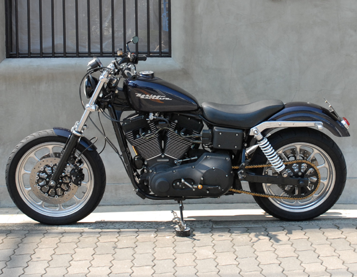 biker excalibur II: '00 FXDX by Tramp cycle