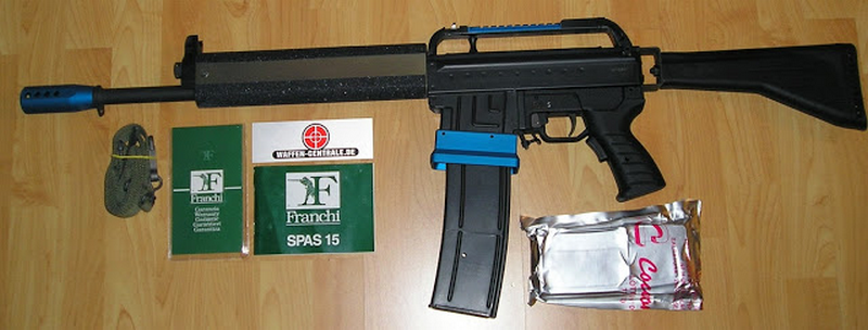 desarrollo defensa y tecnologia belica: Franchi SPAS 15 (Italia)