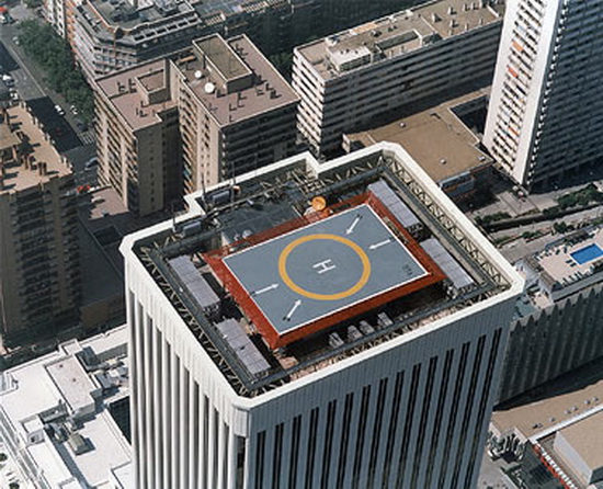 THE WORLD GEOGRAPHY: Top 8 Rooftop Helipads Worldwide
