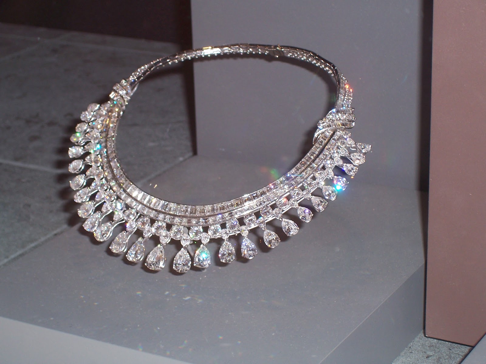 Maggie's Costume Wardrobe: First Ladies gowns and lots of jewels