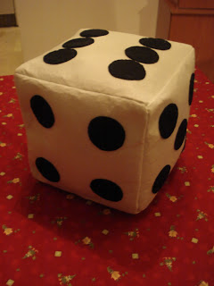 Diseña tus propios juegos: JUEGOS CON UN DADO GIGANTE