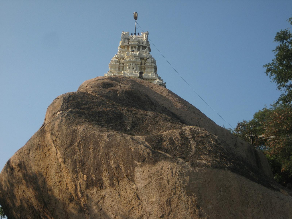 Tamilnadu Tourism: Subramanya Swamy Temple, Vallimalai – The Temple