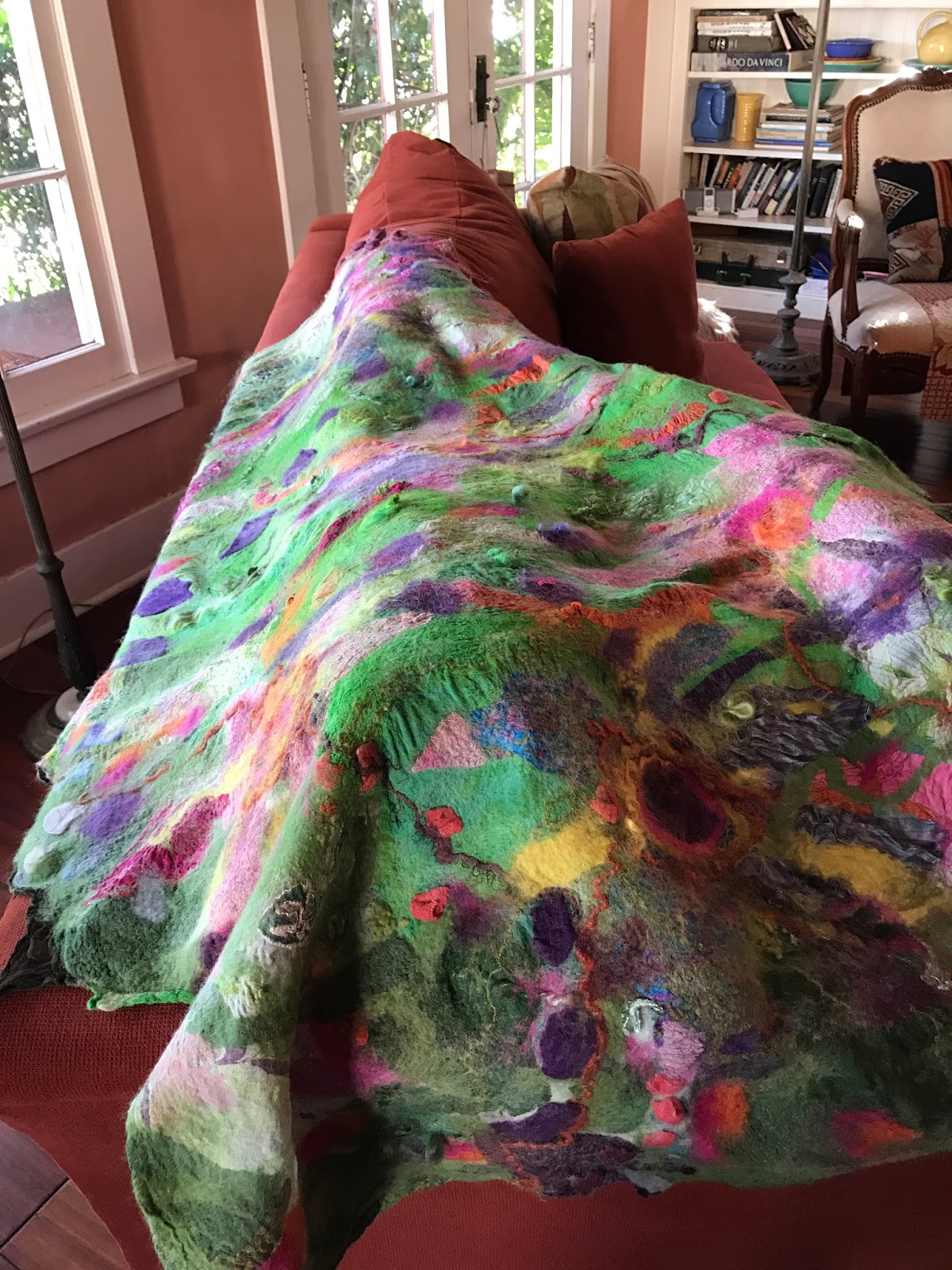 Studio 907: How to create a nuno felt abstract design with prefelts