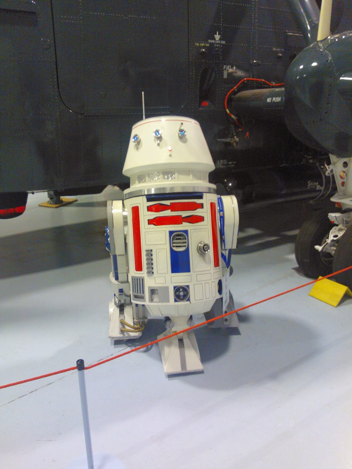 James' R5-D4: November 2013