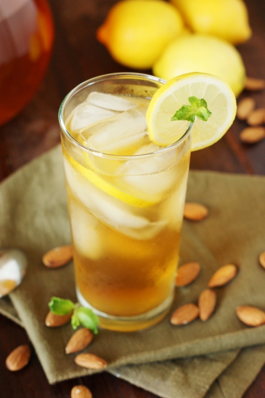 Almond Iced Tea {& My Extract Addiction} | The Kitchen is My Playground